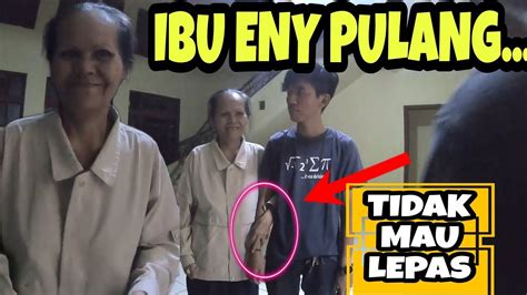TERUPDATE KEPULANGAN IBU ENY KE RUMAH DISAMBUT DENGAN BANJIR AIR