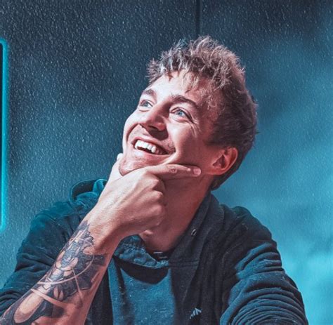 Ninja Um Dos Maiores Streamers De Videojogos Foi Diagnosticado