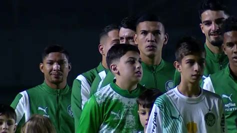 Do chuta de Abel à festa do Palmeiras no vestiário pela virada veja