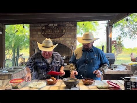 Menudo Rojo Con Pata Youtube