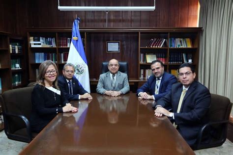 Sala admite demanda contra denuncia del TLC entre El Salvador y Taiwán