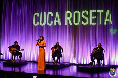 VELAS Concerto de Cuca Roseta sala cheia Rádio Ilhéu