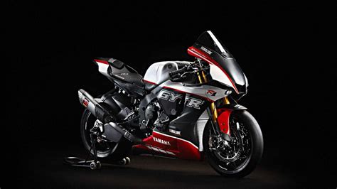 Yamaha YZF R1 GYTR PRO 25th Anniversary 2024 Prezzo E Scheda Tecnica