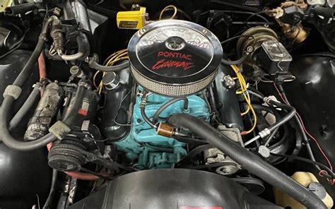 Pontiac Engine Barn Finds