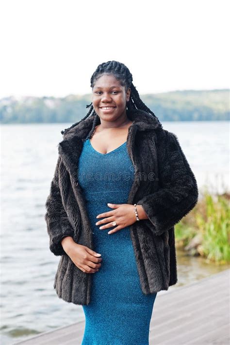 African American Dark Skinned Plus Size Model Stock Image Image Of