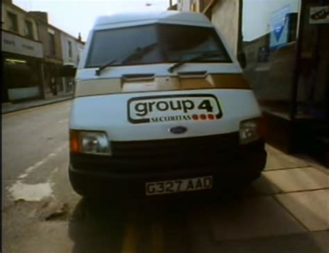 Imcdb Org Ford Transit Security Van Mkiii In Crimewatch Uk