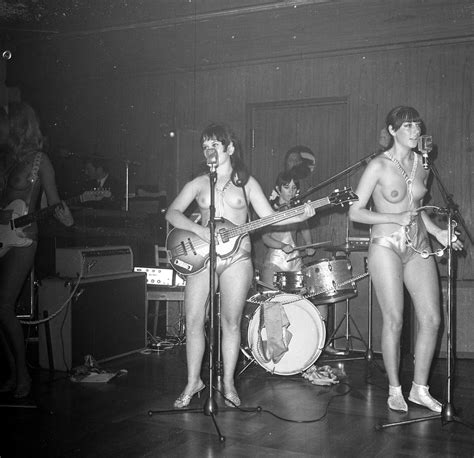 The Ladybirds A Topless All Girl Band In The S Nsfw R