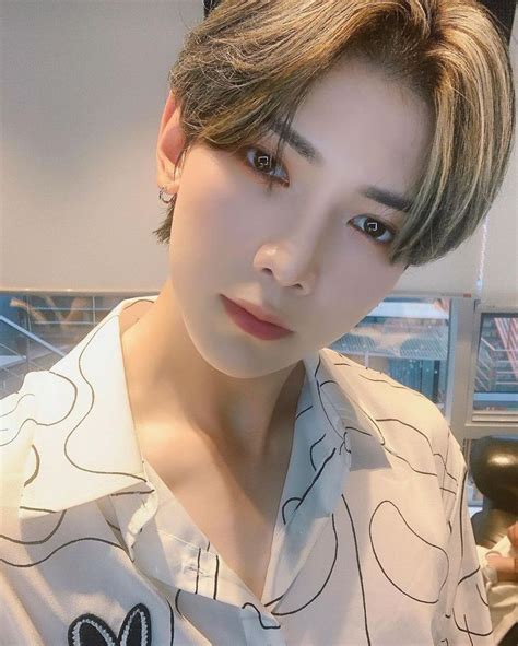 ATEEZ 에이티즈 Updates on Twitter Instagram update Kang yeo sang Kpop