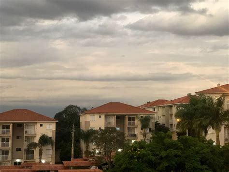 Semana começa pancadas de chuva mas termina calor em