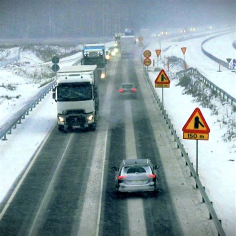 Nu rullar trafiken på nya E18 första etappen invigd SVT Nyheter