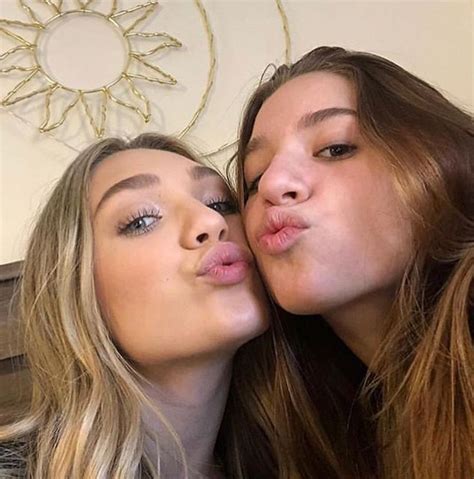 Maddie Y Mackenzie Mackenzie Ziegler Bff Pictures Best Friend Pictures Friend Photos Mack Z