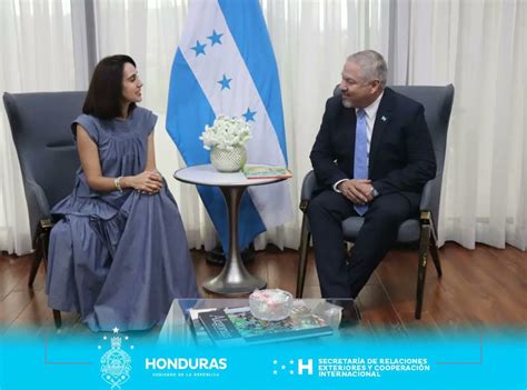 Enrique Reina On Twitter Rt Cancilleriahn El Canciller