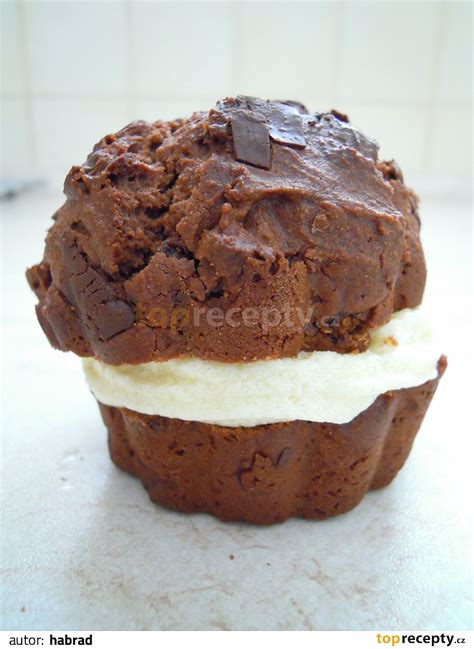 Čokoládové muffiny s krémem recept TopRecepty cz