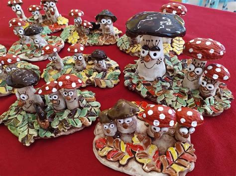 Pin by Květoslava Hožová on keramika Pottery Middle school art