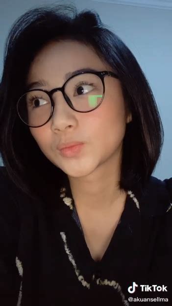 Artis Tiktok Cantik Indonesia Dengan Ig Nya Update Terbaru