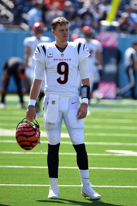 Pin By Vanessa Holmquist On Joe Burrow Aka Joe Cool In Joe