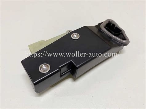 Fuel Tank Door Latch Lock Motor Oe For Volvo S S Xc