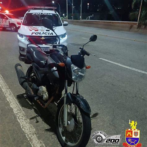 Pol Cia Militar Apreende Moto No Centro De Americana Mais De R