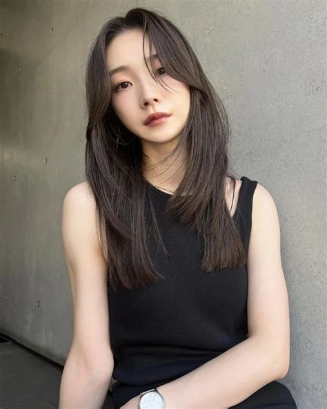 Pin By Nk On B Medium Asian Hair Short Hair Images Asian Long Hair