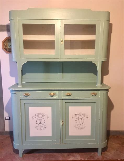 Cucina Vintage Con Le Credenze Vecchie Credenza Vecchia Cucine
