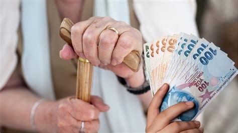 Emeklilere 29 Ekim ikramiyesi hakkında yeni gelişme 5 bin TL bayram