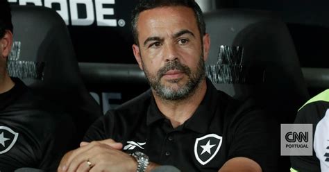 Artur Jorge na corrida ao prémio de melhor treinador da América CNN