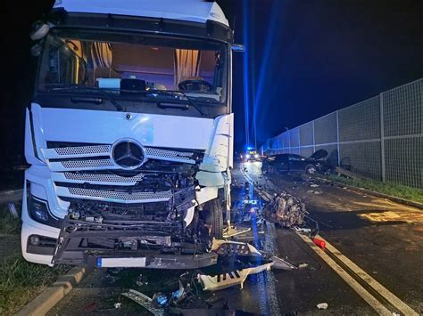 Tragiczny październik na małopolskich drogach W weekend zginęły aż