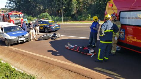 Motociclistas ficam feridos após colisão frontal na BR 277 CGN
