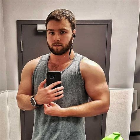 Coolest Beard Styles To Grab Instant Attention