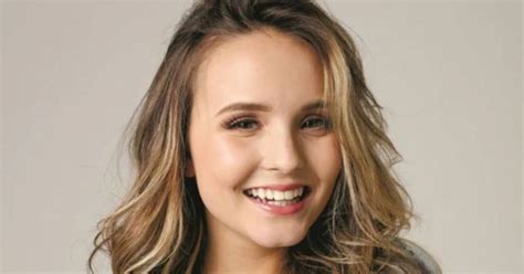 Em 2017 equipe de Larissa Manoela negou notícia sobre suposto dente