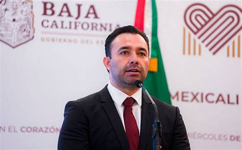 Iván Carpio renuncia a la Fiscalía General del Estado Alfredo Alvarez