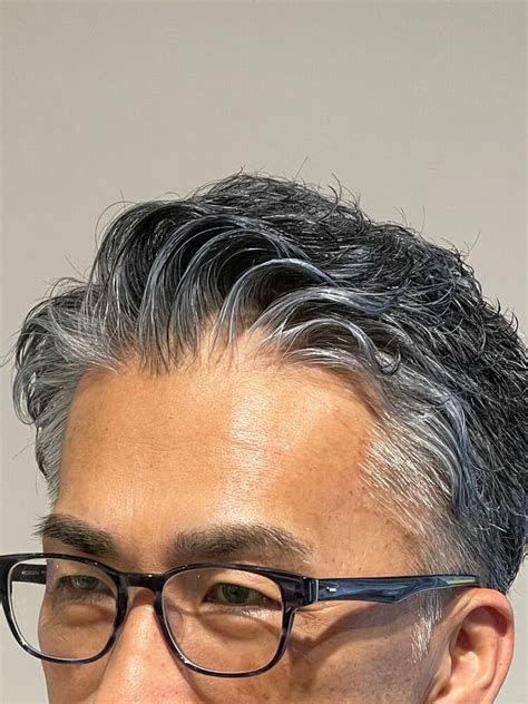40代50代白髪を魅せる大人メンズショートウェーブパーマスタイルDorcus日本橋室町ドルクスニホンバシムロマチ宮島隆史大人メンズ特化