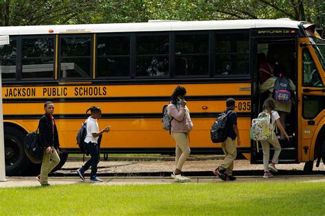 Ongoing Water Issues Force Jackson Mississippi Public Schools To Go