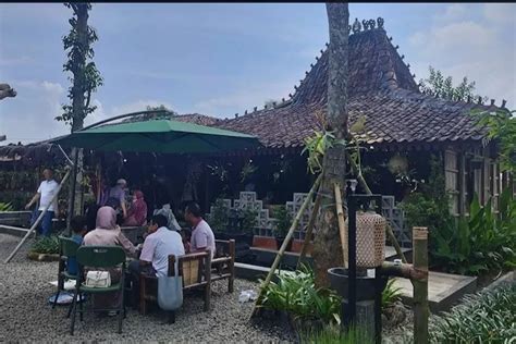 Restoran Di Tangerang Dengan Konsep Adat Jawa Cuma Menit Dari Bsd