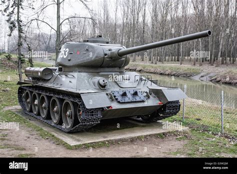 Tanque mediano T 34 85 soviético de la segunda guerra mundial Campaña