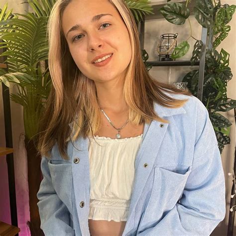Dzetaoriona Webcam Model Profile Xhamsterlive