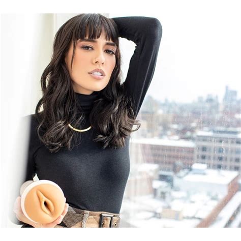 Janice Griffith Eden Fleshlight Girls Masturbator