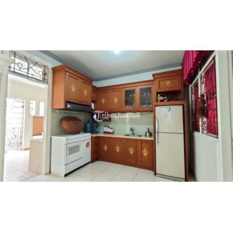 Jual Rumah Besar Tanah Luas M Kt Km Cluster Monaco Kota Wisata
