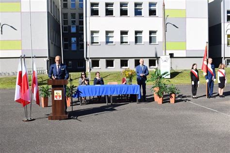 Inauguracja roku szkolnego 2022 2023 w SP nr 1 Szkoła Podstawowa nr 1