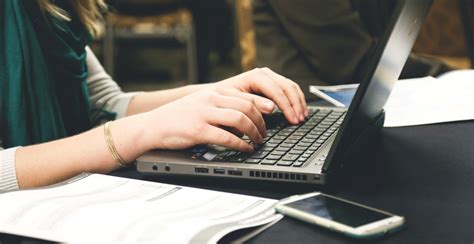 Perbedaan CV Dan Resume Yang Harus Kamu Ketahui