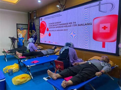 Bhakti Imigrasi Di TPI Malang Donor Darah Meriahkan Peringatan Hari