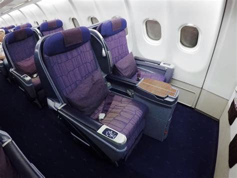 Review Thai Airways A330 Business Class Hanoi Bangkok InsideFlyer