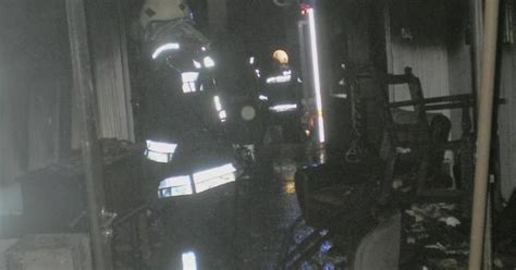 Una familia sale ilesa tras incendiarse su casa en Manacor cuando dormían