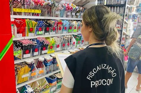 Procon Maceió divulga pesquisa de material escolar e orienta sobre