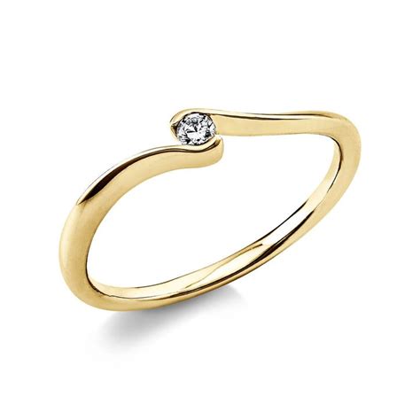 Solitär Ring aus 585 Gelbgold mit Brillant 0 05 Ct