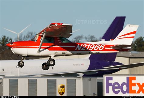 N21966 Cessna 150L Private Ne Planespotter JetPhotos
