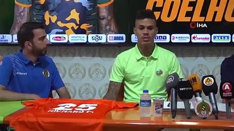 Le milieu de terrain brésilien Coelho à Alanyaspor video Dailymotion