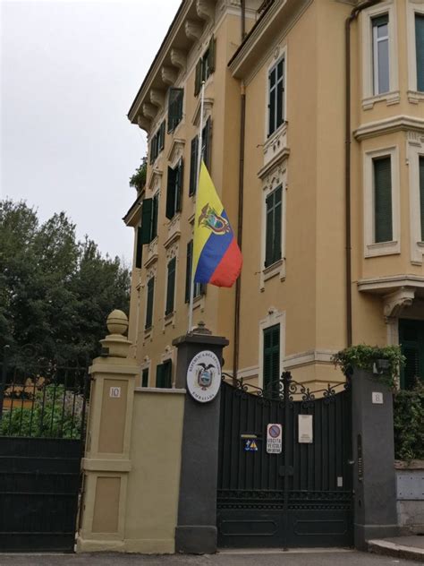 Canciller A Del Ecuador On Twitter En Italia Estamos De Luto