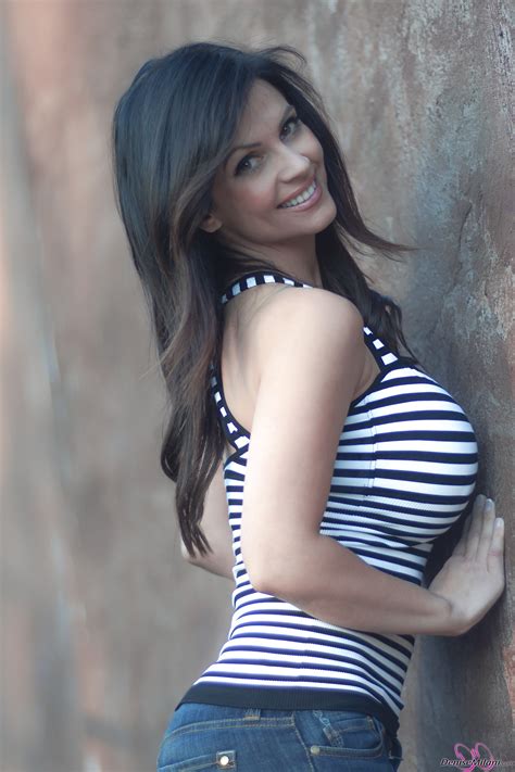 Denise Milani Sexy Collection Foto E Animate Daidegas Forum