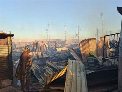 Verwoestende Brand Beurtkrag Se Skuld Scrolla Nuus